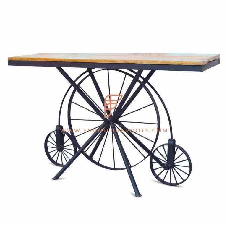 Superlative Wheel Table